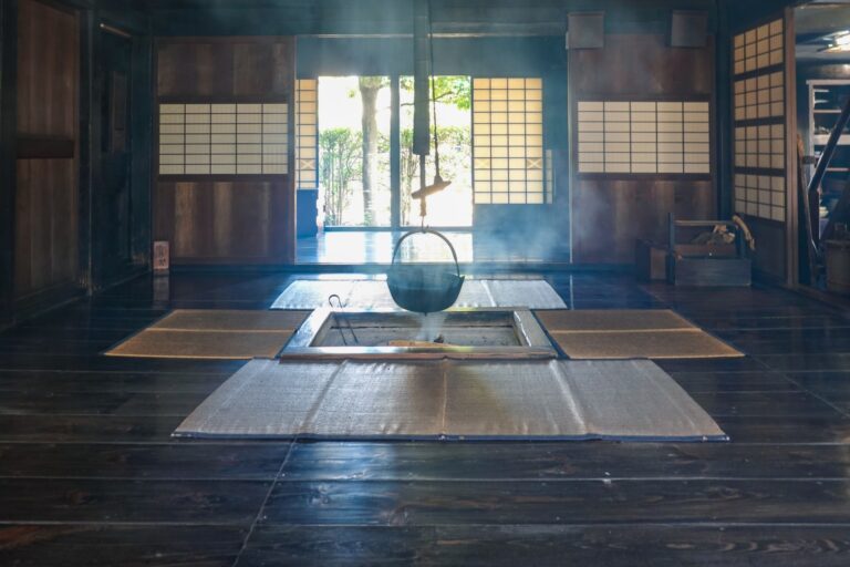 Irori (Japanese fireplace) - How Unique Japan