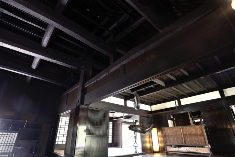 Irori (Japanese fireplace) - How Unique Japan